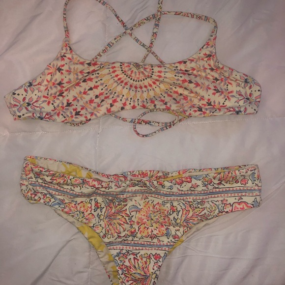 Billabong | Swim | Billabong Swim Reversible Bikini Set | Poshmark